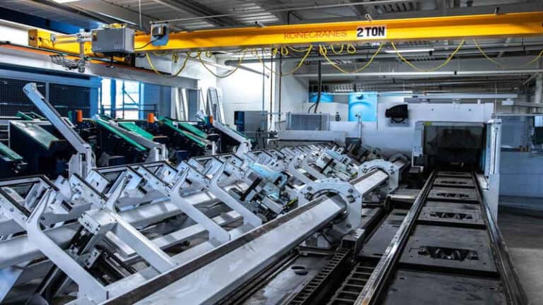 4 Chucks Heavy-Load Laser Tube Cutting Machine: The Definitive Guide ...