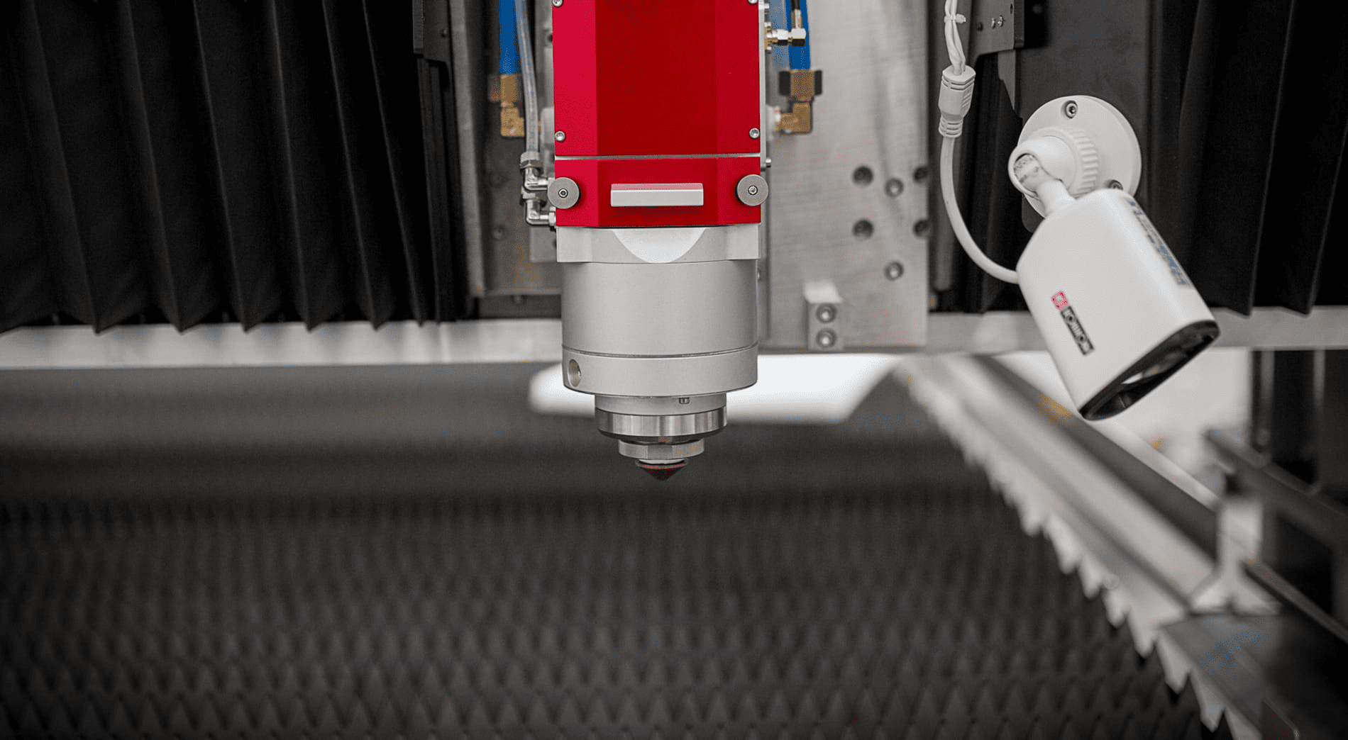 How to Choose Compact Cutting System? A Guide - Baison