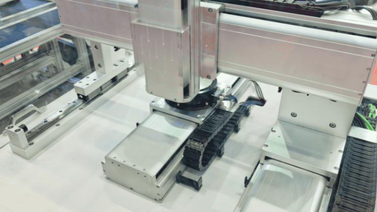 What is a Laser Cutting Robot? - Baison